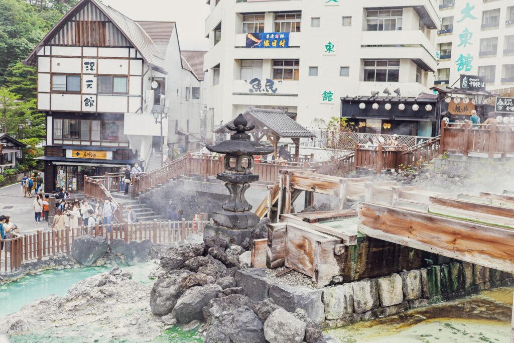 草津温泉（Kusatsu Onsen）: The Complete Guide about Access, food & hotel ...
